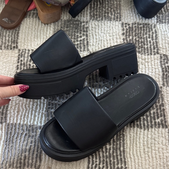 ASOS | Shoes | Asos Black Platform Slide Sandals | Poshmark